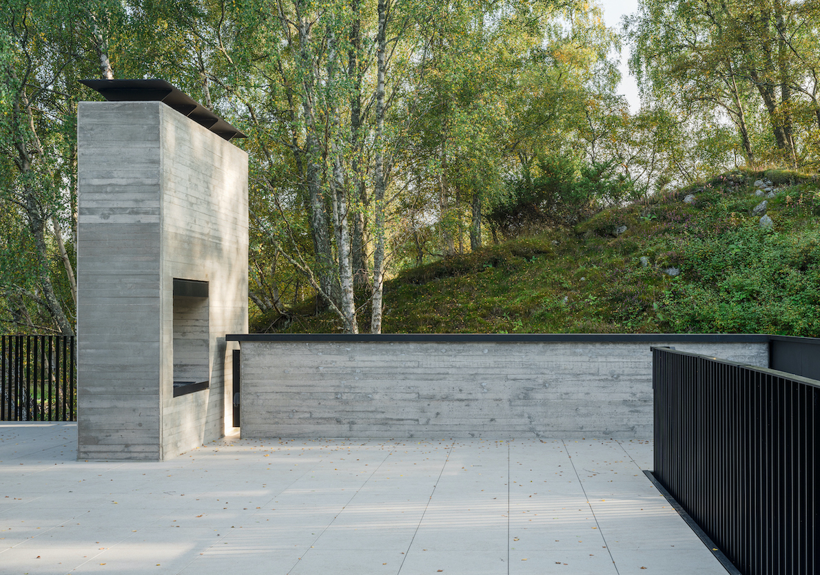 Moxon Architects completes new studio nestled in the Scottish Highlands ...