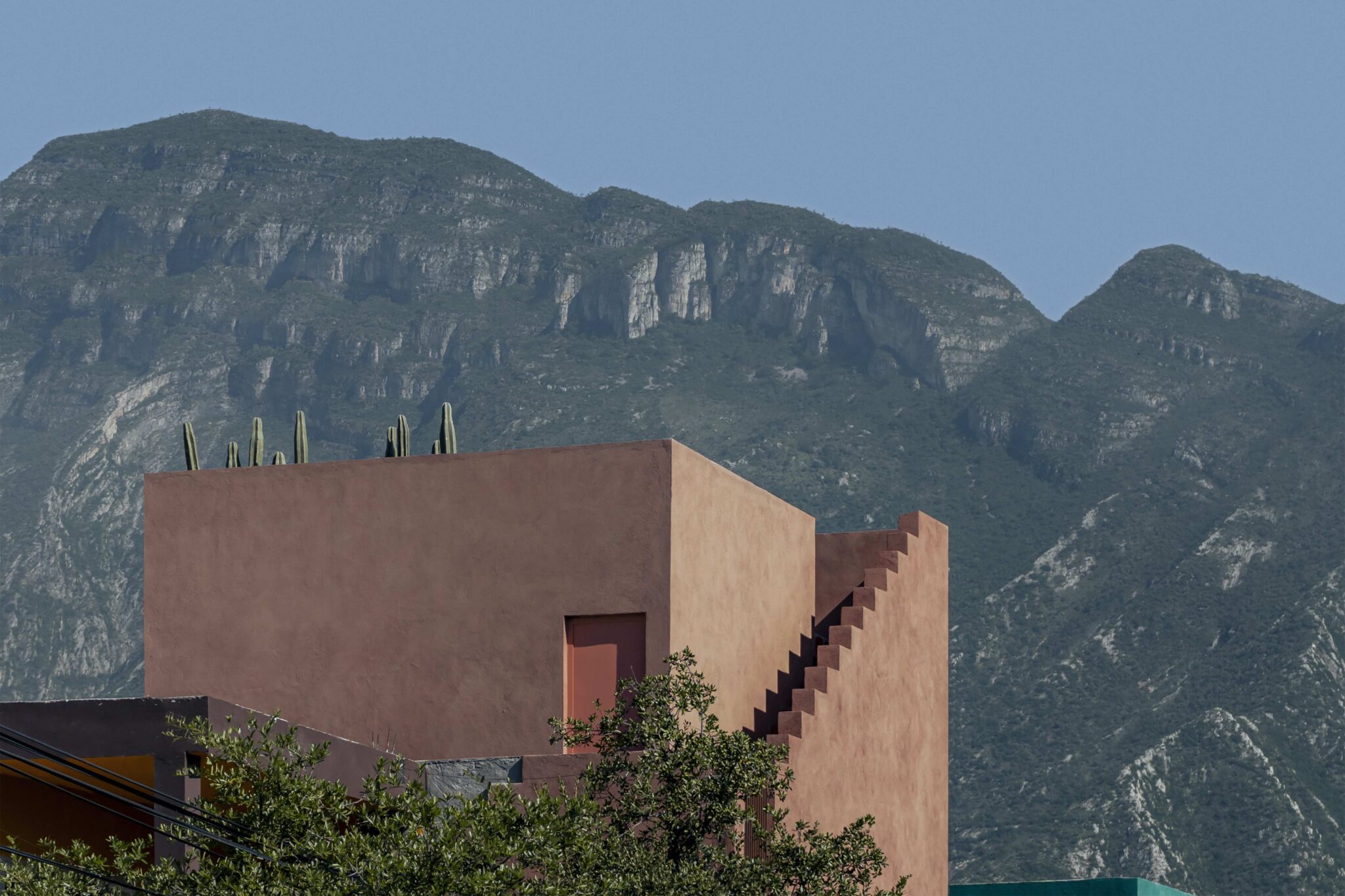 Práctica Arquitectura designs modern angular home in Mexico - ICON Magazine